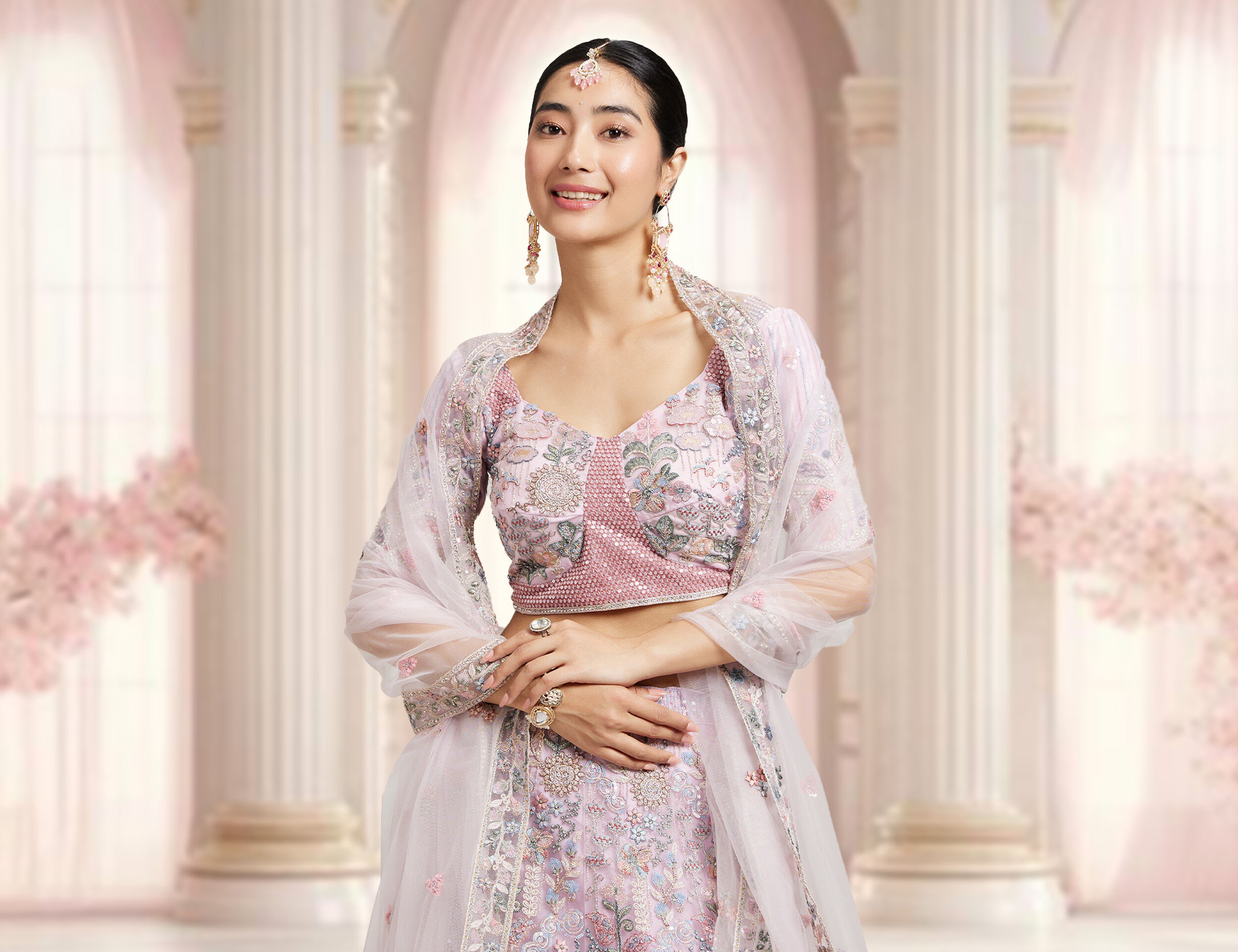 Different Types of Maang Tikka Designs For Brides