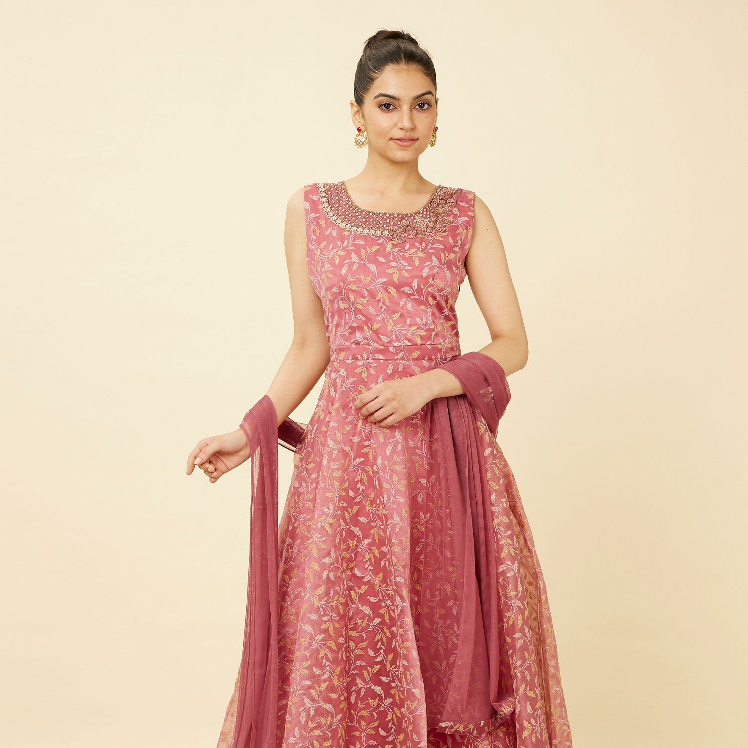 Buy Quartz Pink Botanical Patterned Gown Online in UAE @Mohey - Gown ...