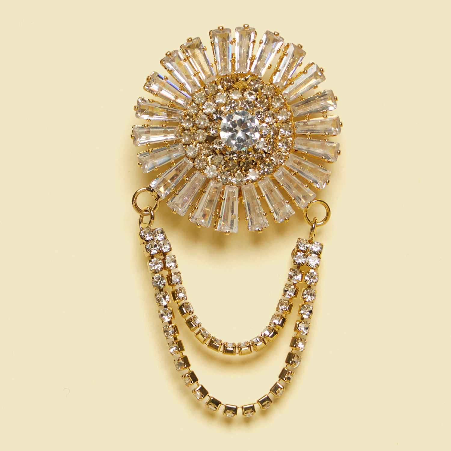 Buy Golden Chained Brooch with Polki stones Online in UAE @Manyavar ...