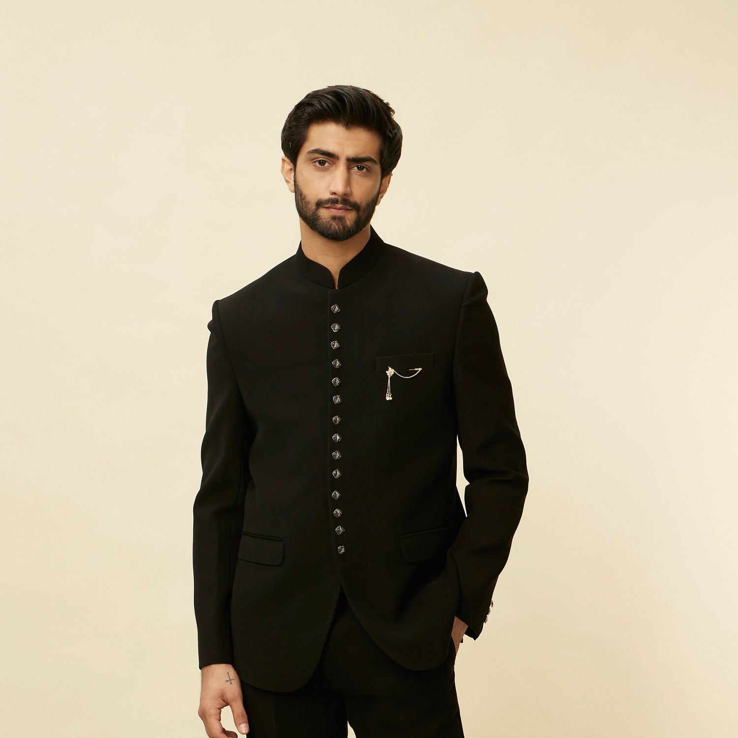 Buy Rich Black Classic Jodhpuri Suit Online in the UK @Manyavar - Suit ...